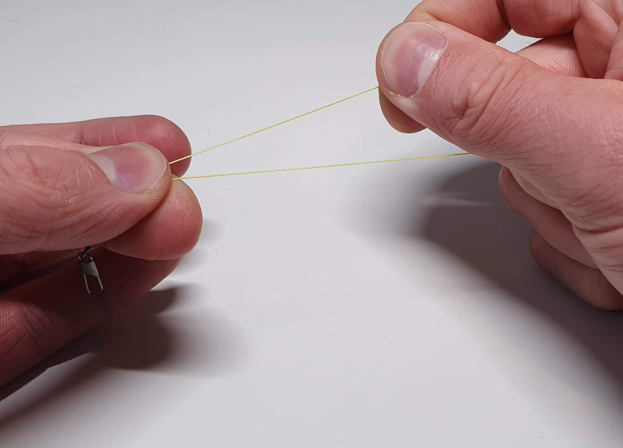 Clinch-Knoten mit Doppelschlaufe binden lernen | Angelmagazin.de